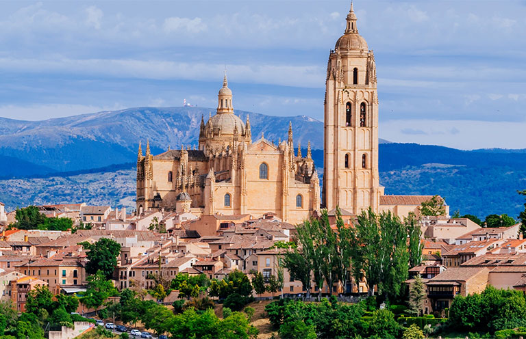 10 Top Travel Destinations Trending for 2026 | AAA Club Alliance