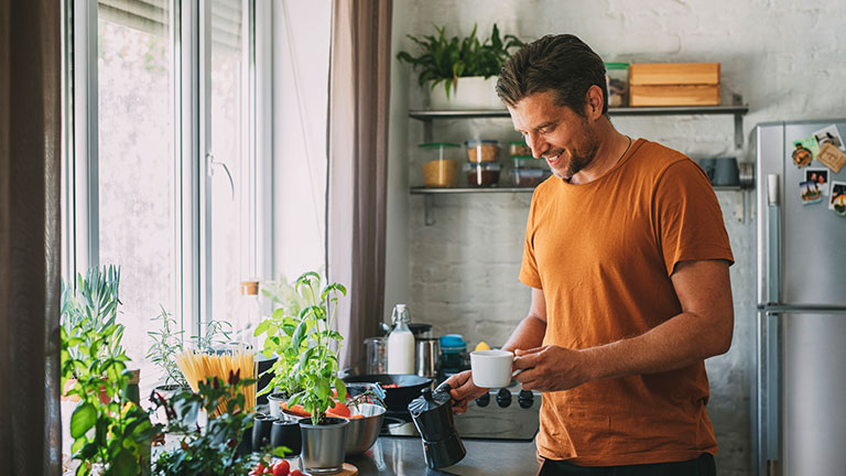 7 Easy Ways to Build Your Financial Safety Net | AAA Club Alliance