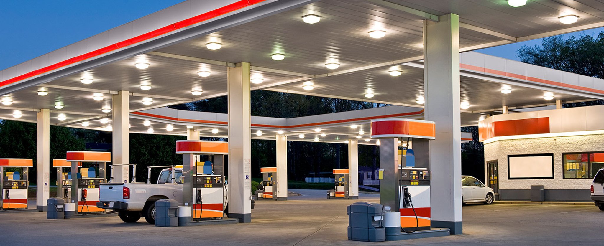 Is It Bad to Top Off Your Gas Tank? | AAA Club Alliance