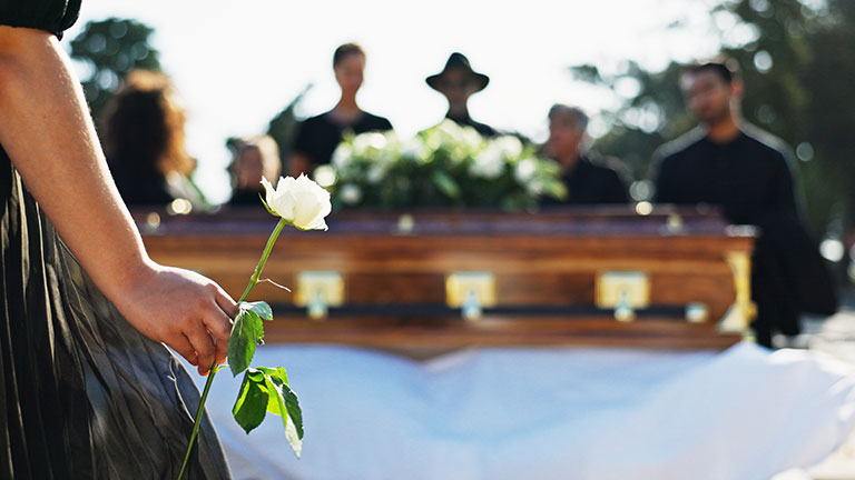 Bereavement Fares: A Guide to Airlines, Rules, and Strategies | AAA ...