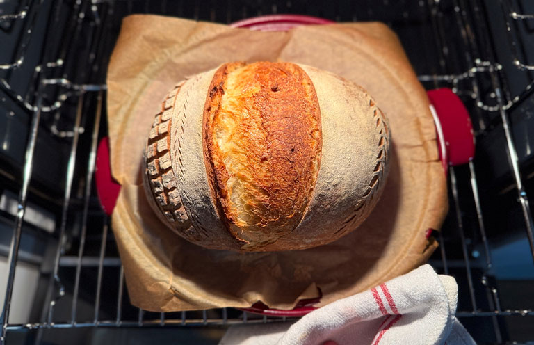 How to Make Sourdough Bread—Even Taylor Swift Is Doing It | AAA Club ...