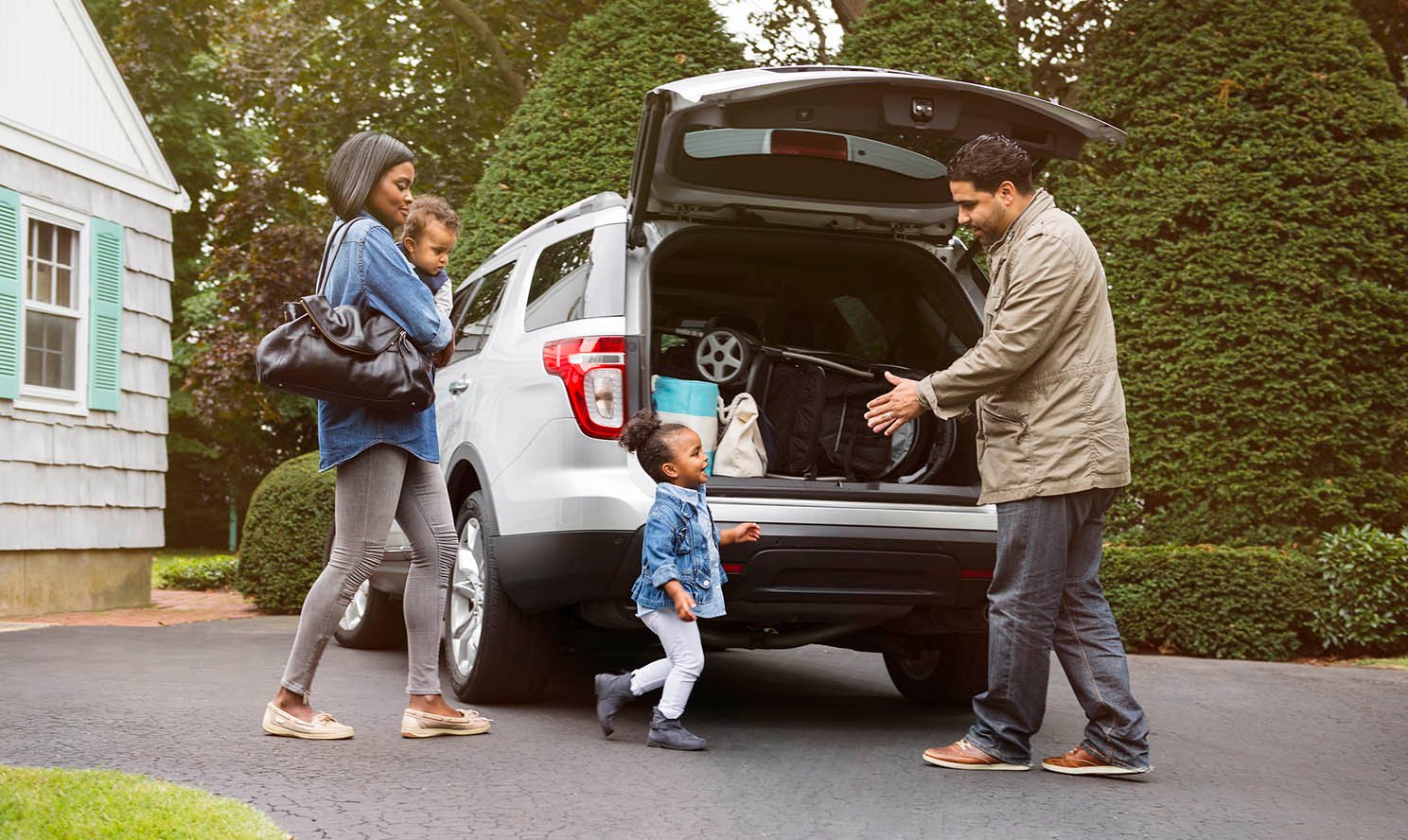 Comprehensive vs. Collision Insurance | Acrisure Comprehensive vs. Collision Insurance | Acrisure