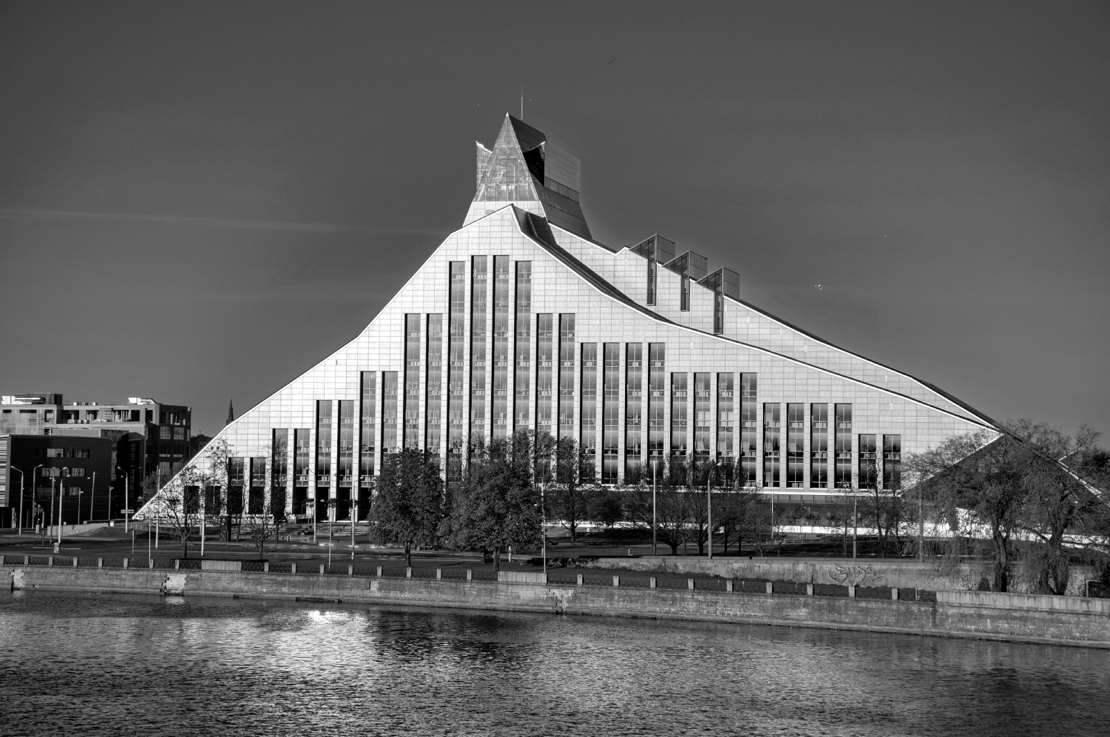 A&O Shearman advises on EUR600 million bond by CDP Reti