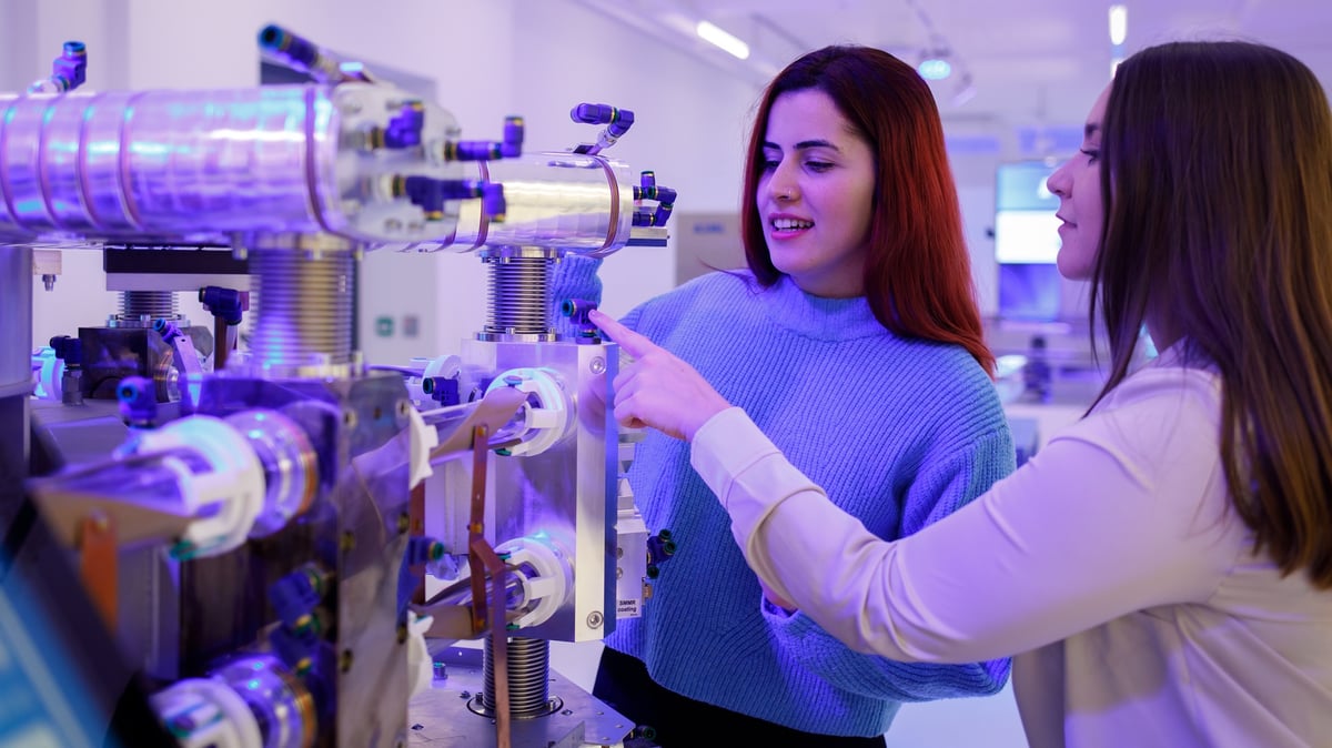 Early career programs - Careers | ASML