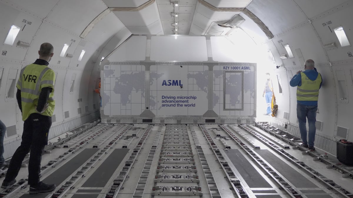 Company organization | ASML - Supplying the semiconductor industry