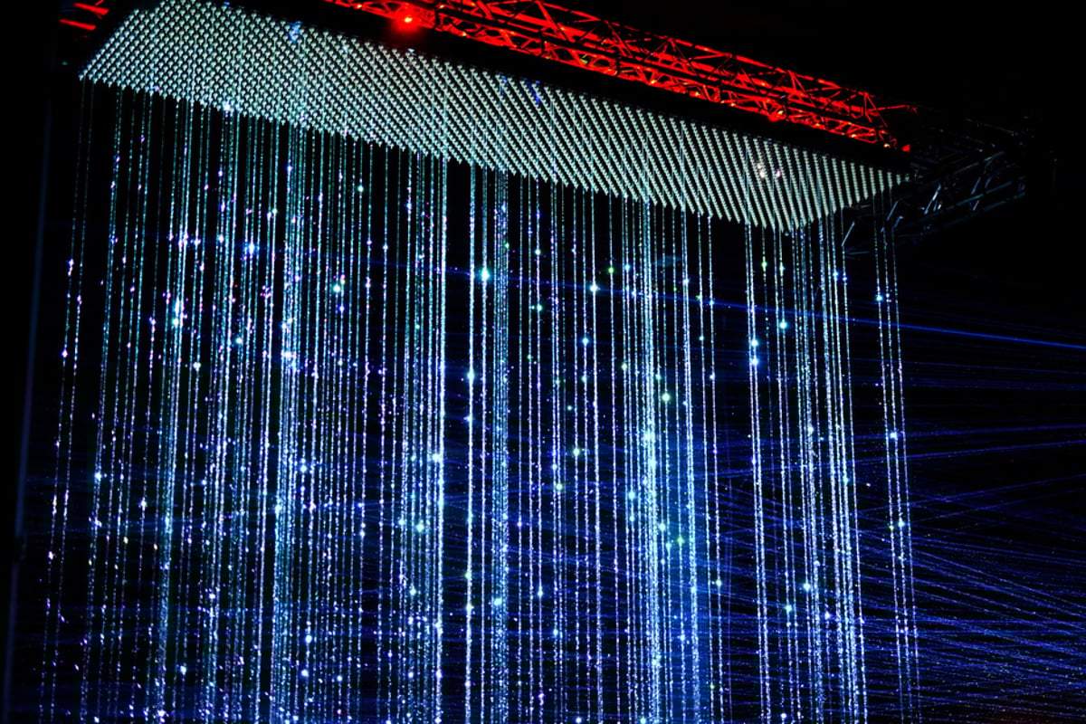 ‘Drop of Light’: Creating ASML’s GLOW 2021 art installation – Stories ...