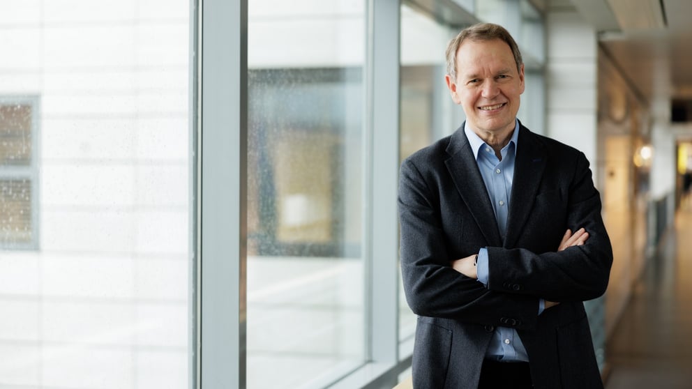 Embracing change, driving innovation – Stories | ASML