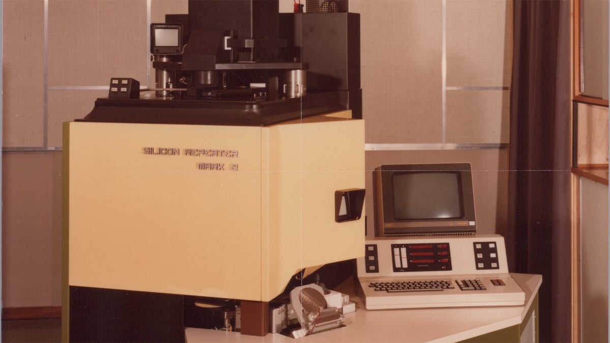 ASML’s founding story: our roots in the semiconductor industry | ASML