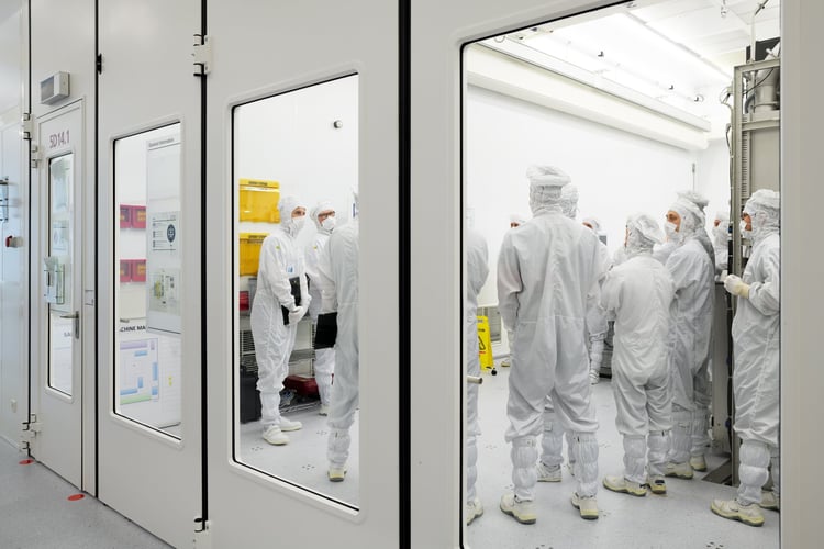 ASML at a glance | Supplying the semiconductor industry