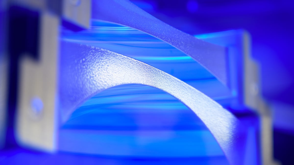 Lenses & mirrors - Lithography principles | ASML