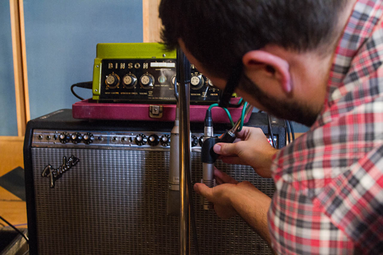 Tips for Becoming a Successful Music Producer - Avid