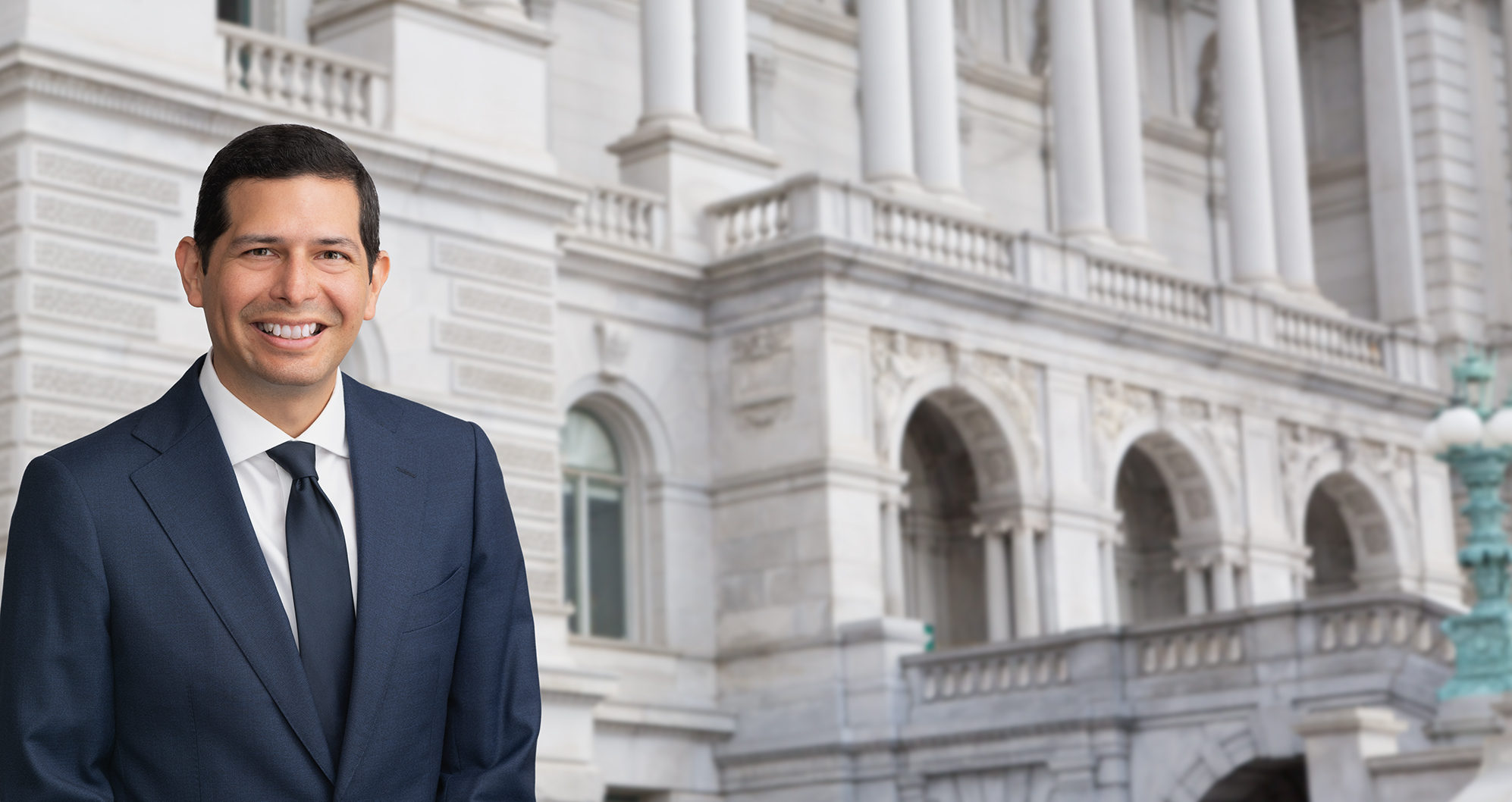 Luis Arandia | Barnes & Thornburg