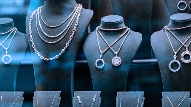 Specialty Retail Supply Chain Software | Blue Yonder
