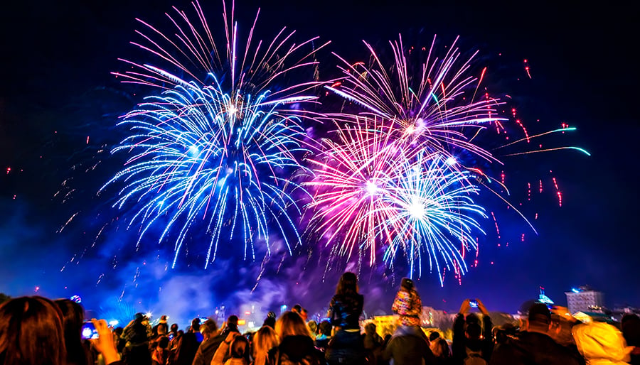 Fireworks and Kids: How To Stay Safe This Summer | Children's Wisconsin