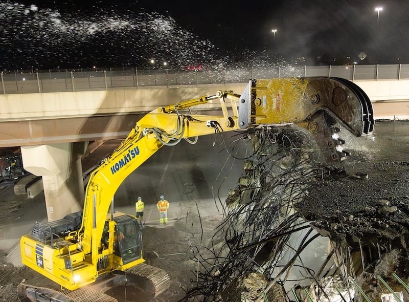 IH-820 Northbound Lanes Team Completes Delicate Bridge Demo