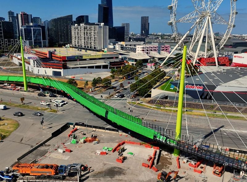 Australian-first bridge takes shape in Melbourne