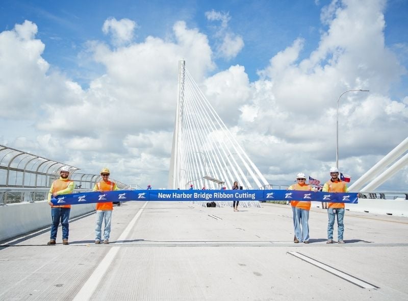 Harbor Bridge Opens to Traffic
