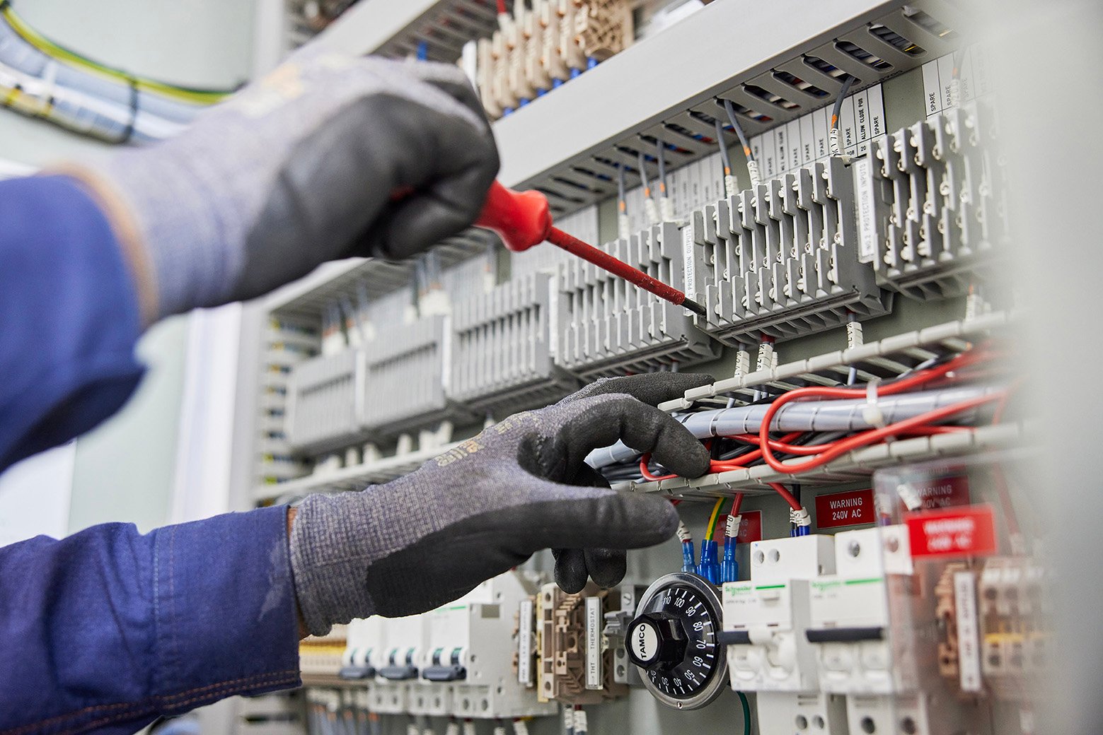 Standards, forms and guides | Endeavour Energy