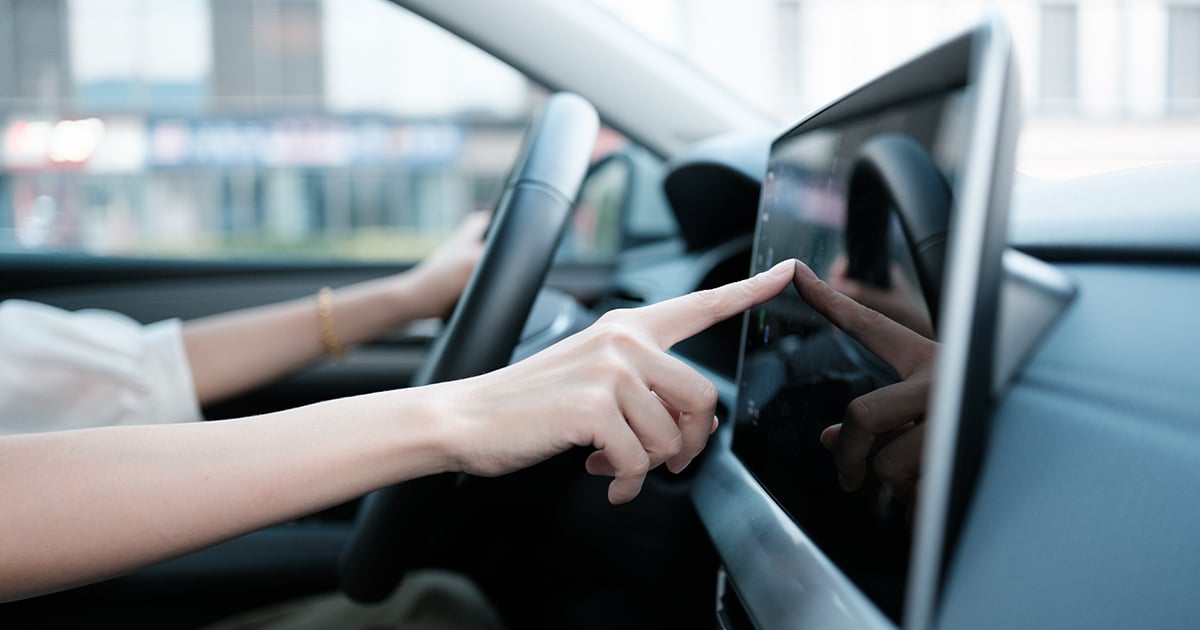 Embedded Auto Insurance for OEM Loyalty | VIU by HUB