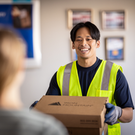 Shredding Services - Secure Onsite Shredding | Iron Mountain | Iron ...