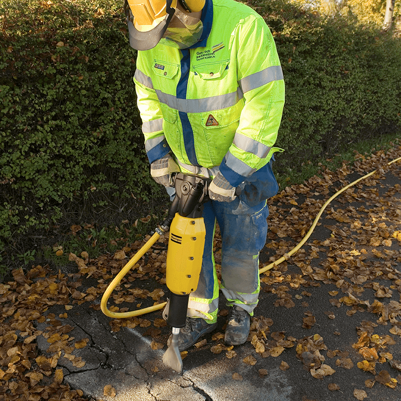 Medium Air Breaker (28-30KG) for Rent - Kennards Hire