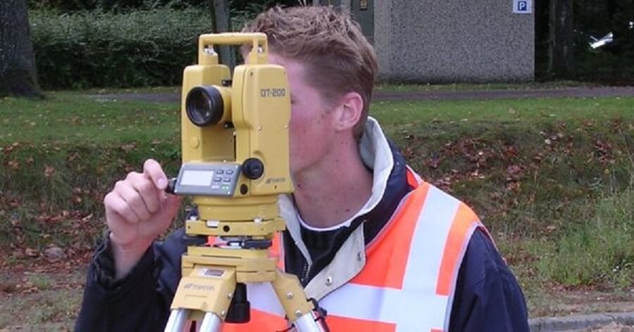 LEVEL - THEODOLITE for Rent - Kennards Hire