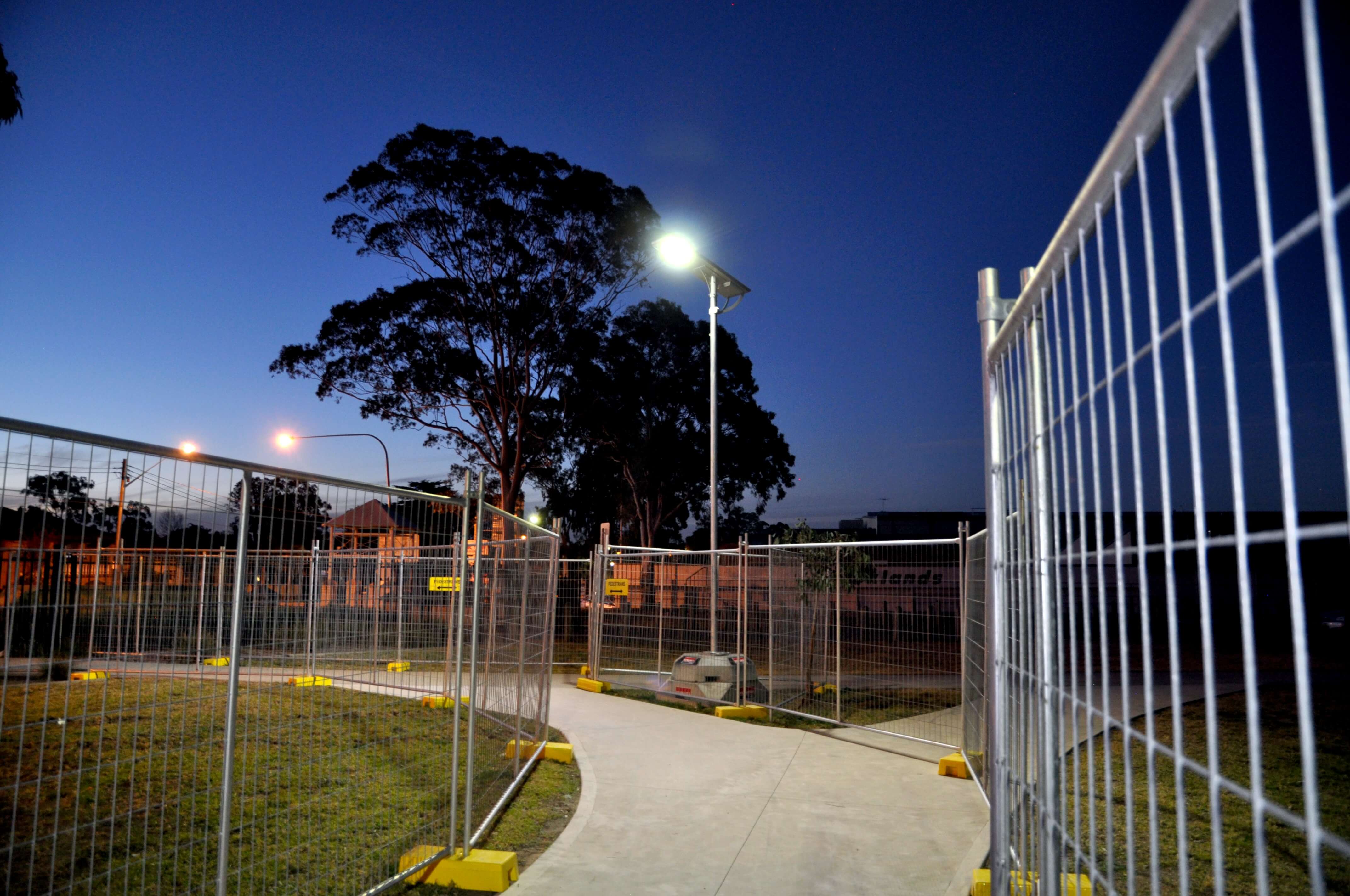 LED Solar Light for Rent - Kennards Hire