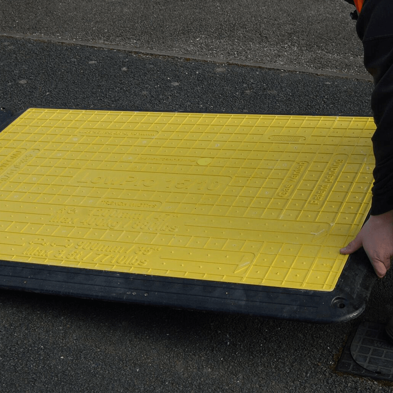 COVER - PEDESTRIAN 1.5M X 1.0M for Rent - Kennards Hire