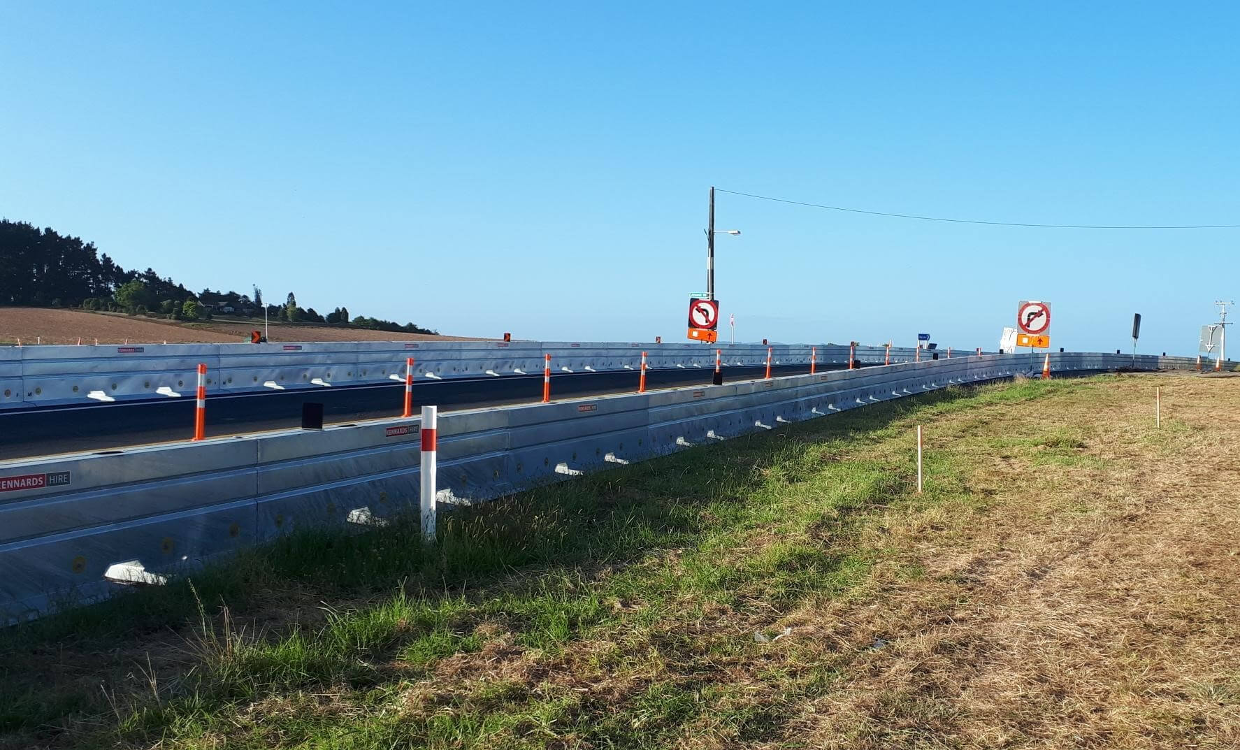 Steel Barrier Traffic Rated For Rent Kennards Hire