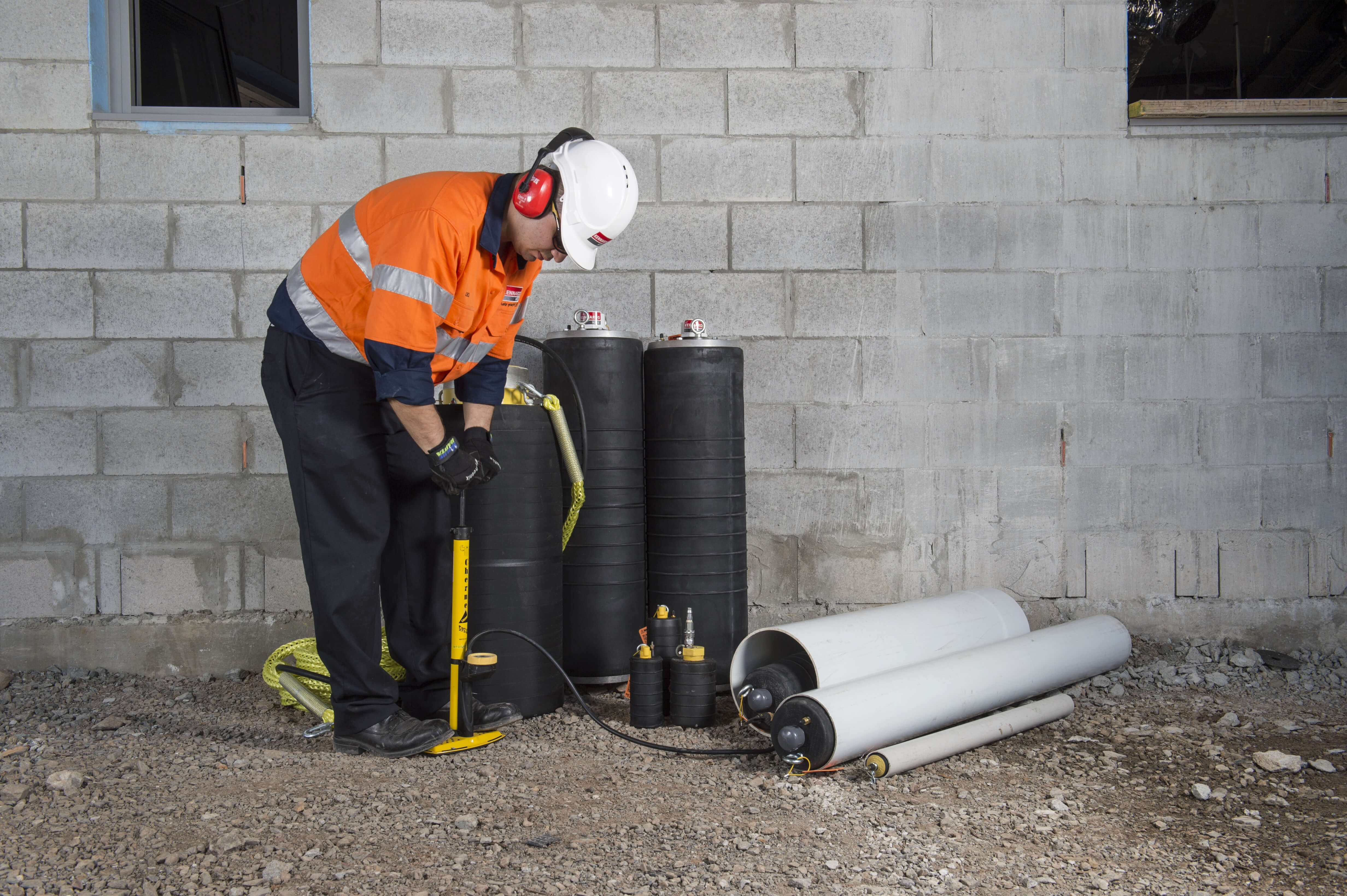 PIPE TEST PLUG 150-250MM for Rent - Kennards Hire