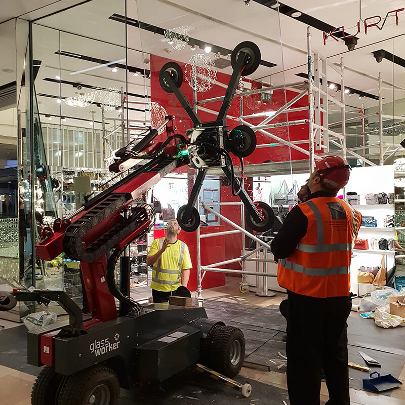 Glass Lifter Mobile 625KG for Rent - Kennards Hire