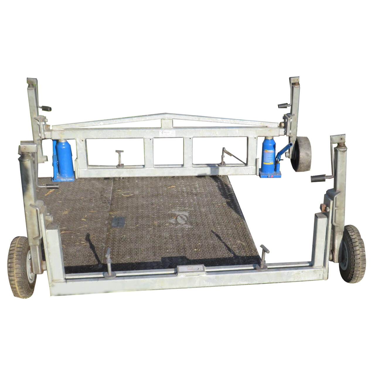 Hydraulic Pit Lid Lifter for Rent - Materials Handling - Kennards Hire