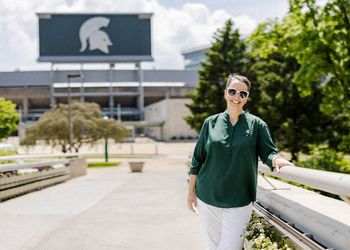 Robin Miner-Swartz, Alumni Service Award Recipient | Spartan Magazine ...