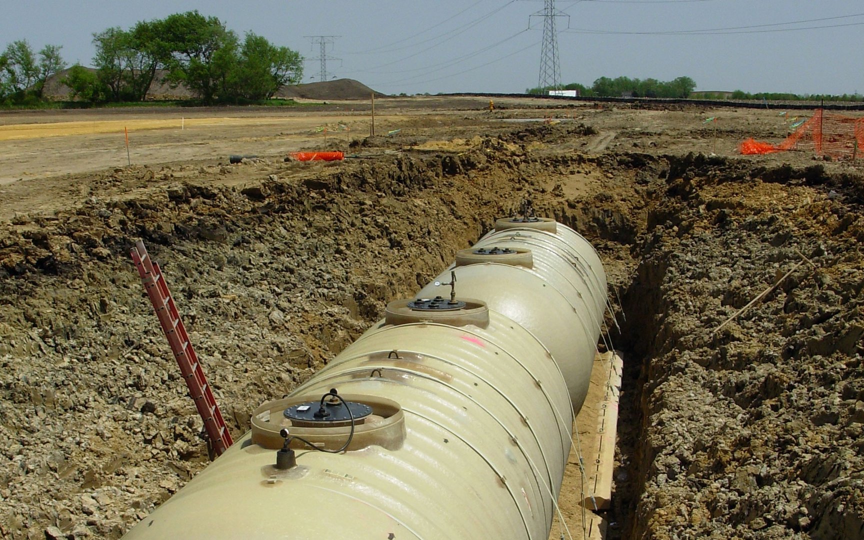 Fiberglass Underground Pipeline Sumps Tanks | NOV