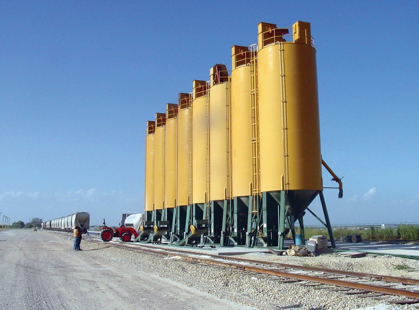 E-Tank – Dry Bulk Material Storage Silo | NOV
