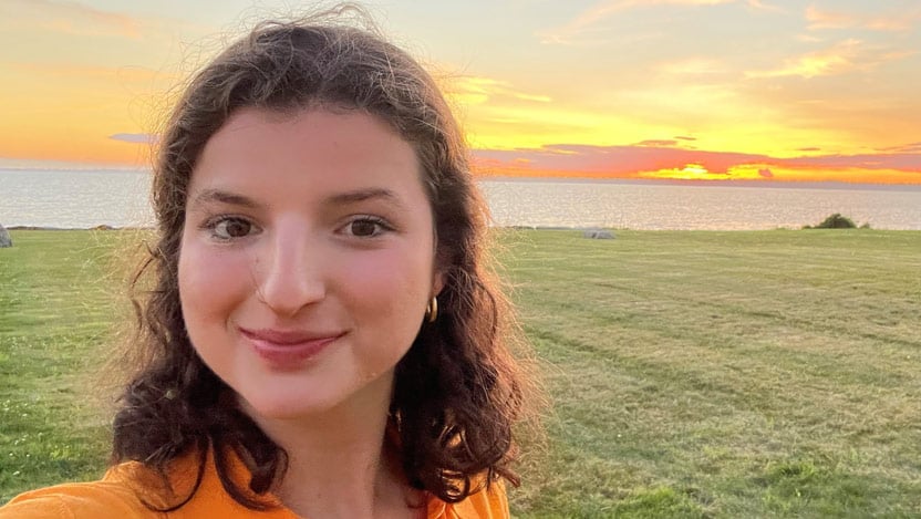 College student celebrates being cancer-free for more than a decade ...