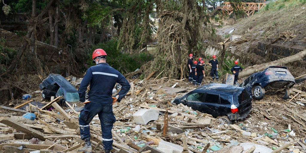 Flood recovery: What to do when the waters recede | Zurich North America